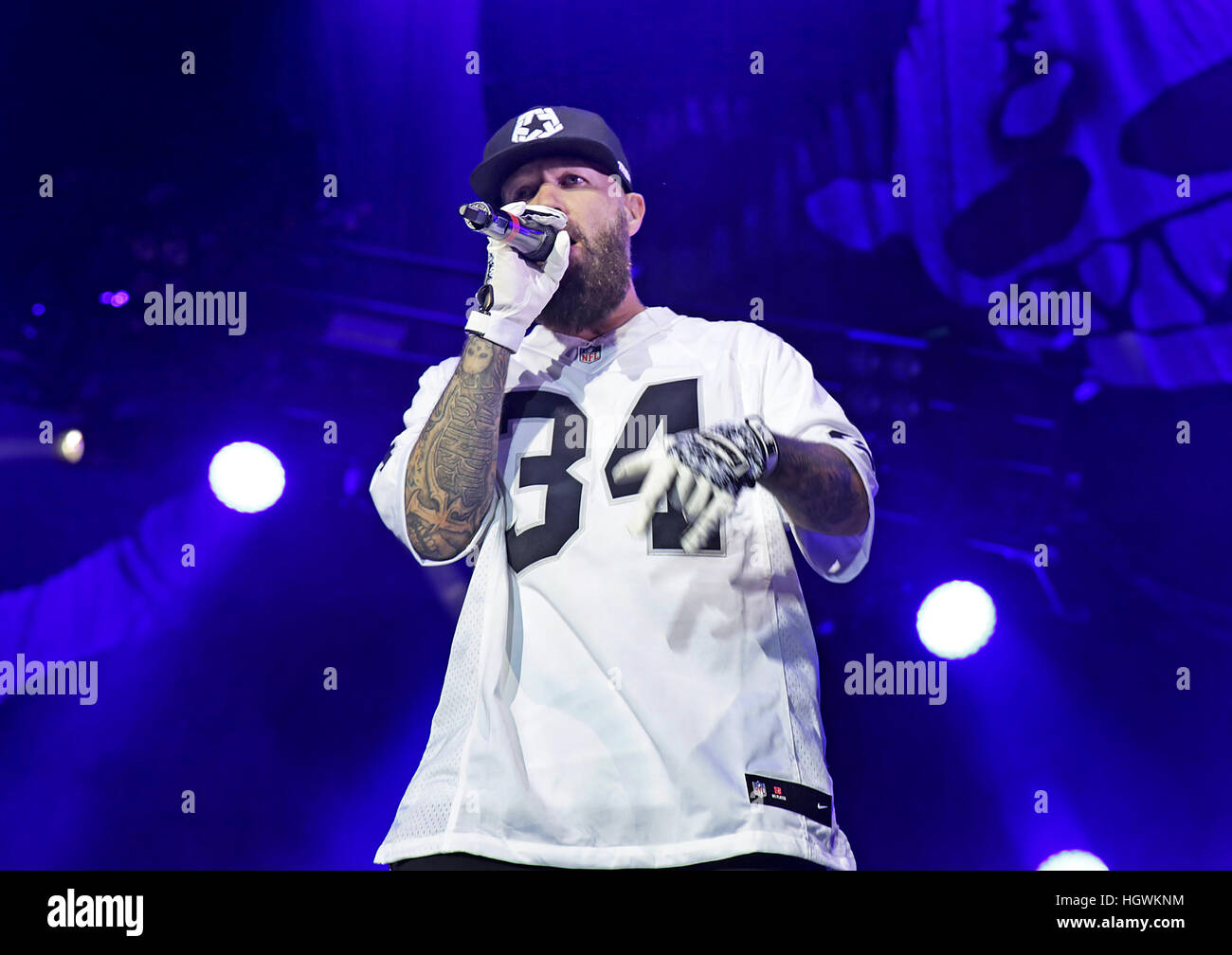 Limp Bizkit performing at Manchester Arena Featuring: Limp Bizkit, Fred ...