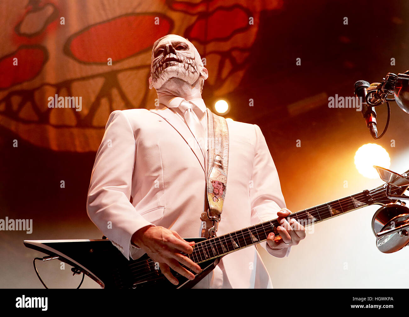 Limp Bizkit performing at Manchester Arena Featuring: Limp Bizkit Where ...