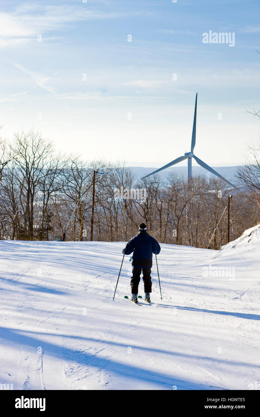 The wind turbine at Jiminy Peak ski resort in the Berkshire Mountains ...