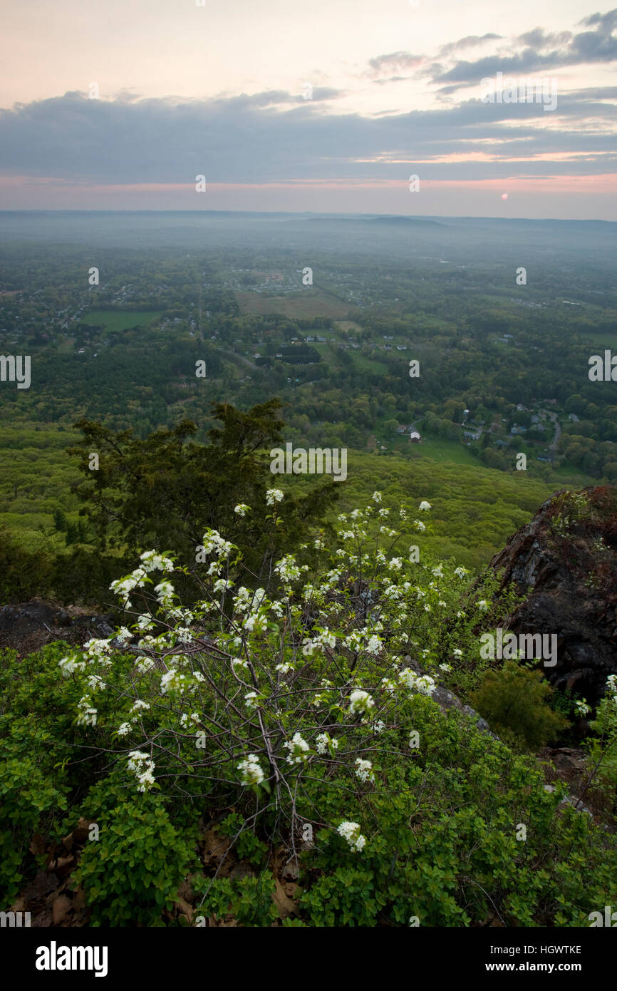Massachusetts mount tom state reservation hi-res stock photography and ...
