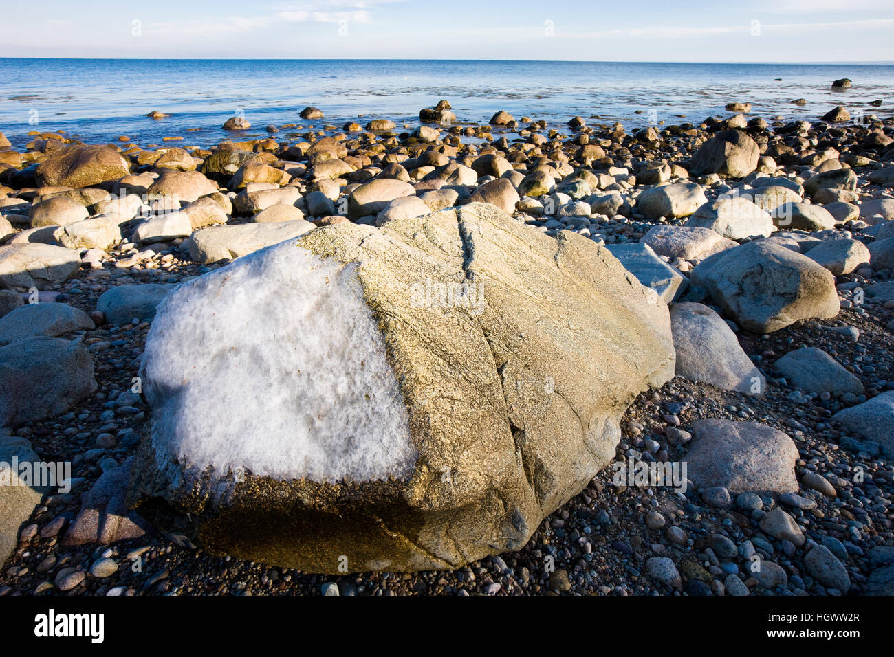 Boulders on the beach on Cape Cod Bay at the Center Hill Preserve in ...