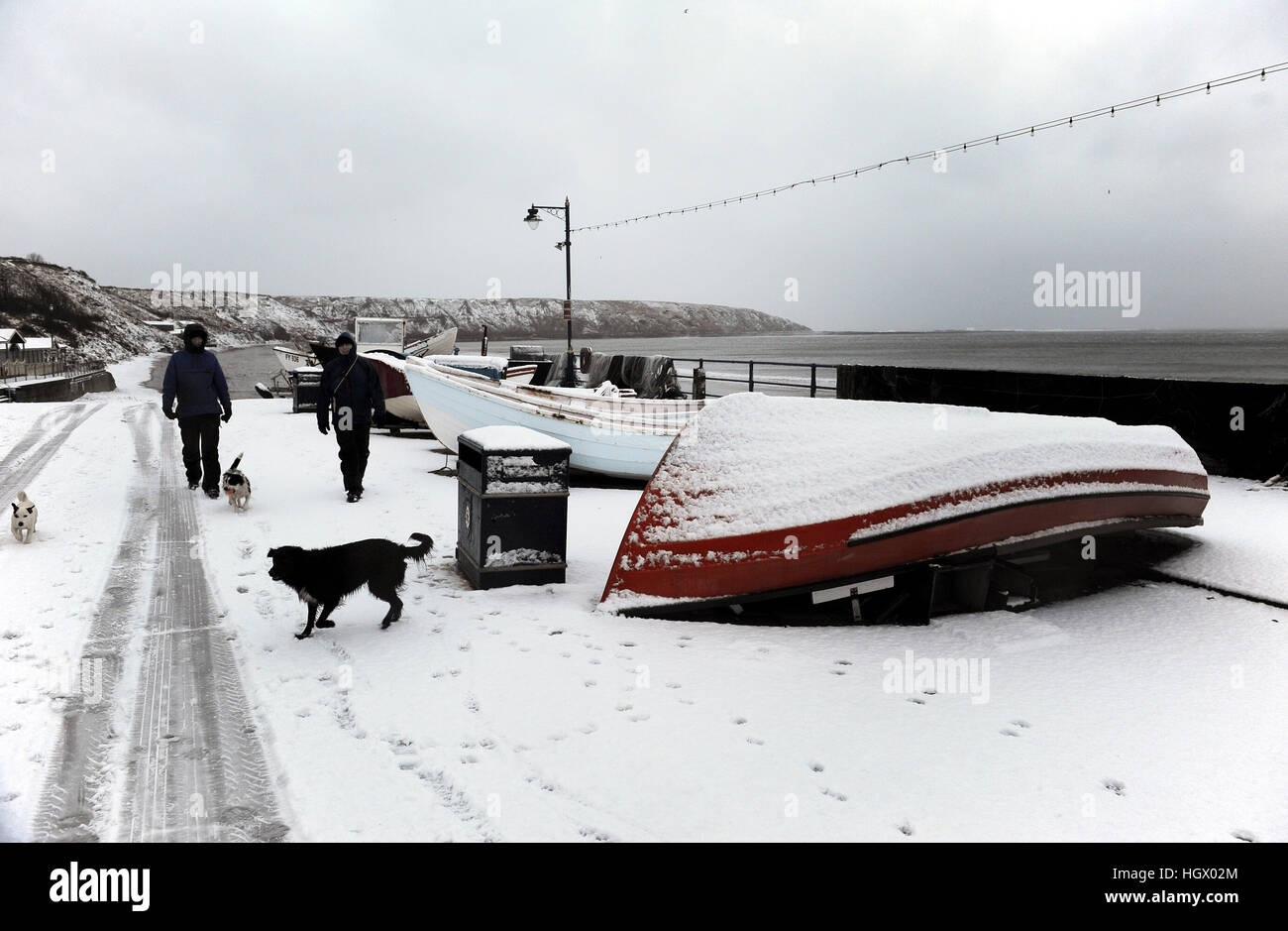 Snow walkers storm scotland hi-res stock photography and images - Alamy