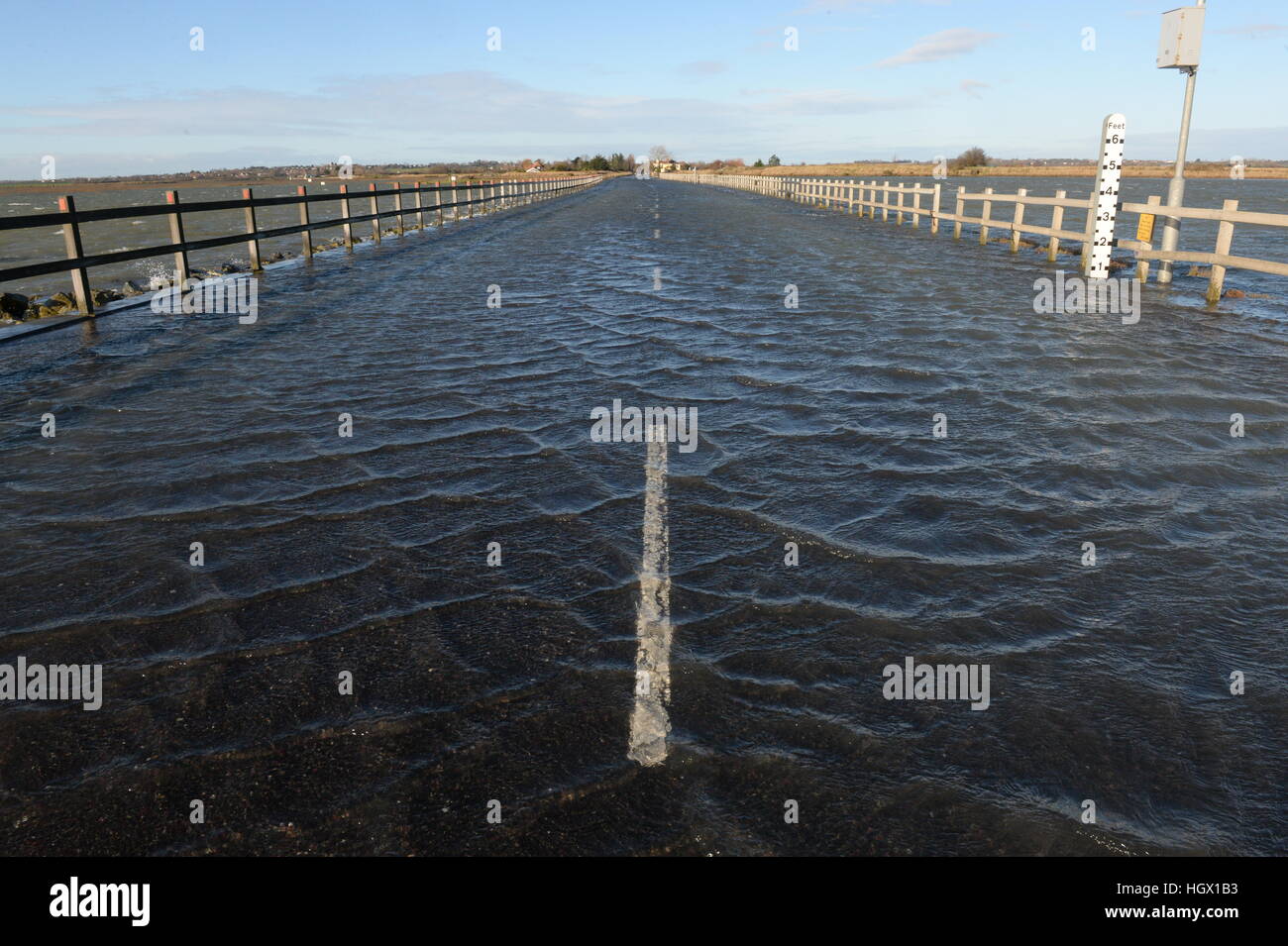 The Strood causeway in Essex as Mersea Island prepares for flooding at ...