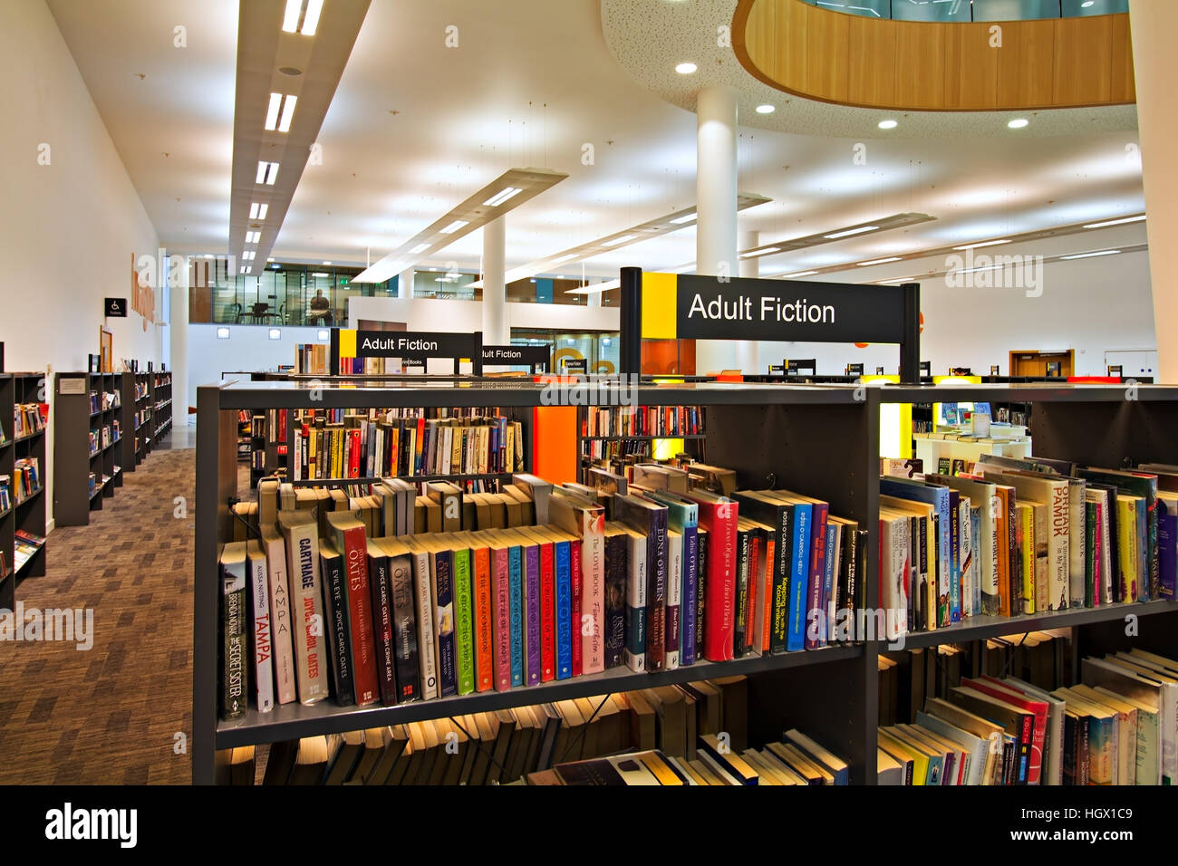 Adult Fiction section in a public library Stock Photo - Alamy