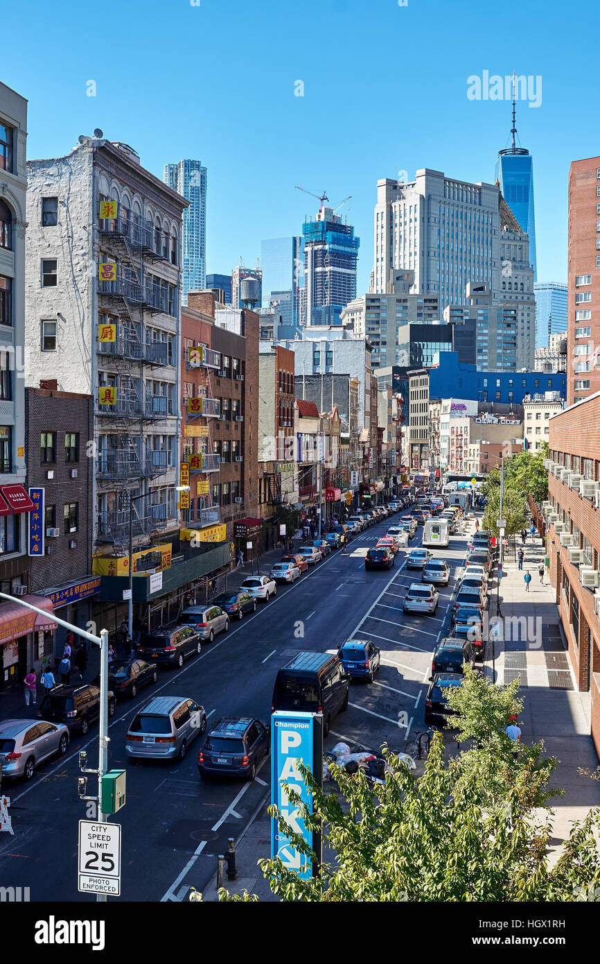 Pavement division hi-res stock photography and images - Alamy