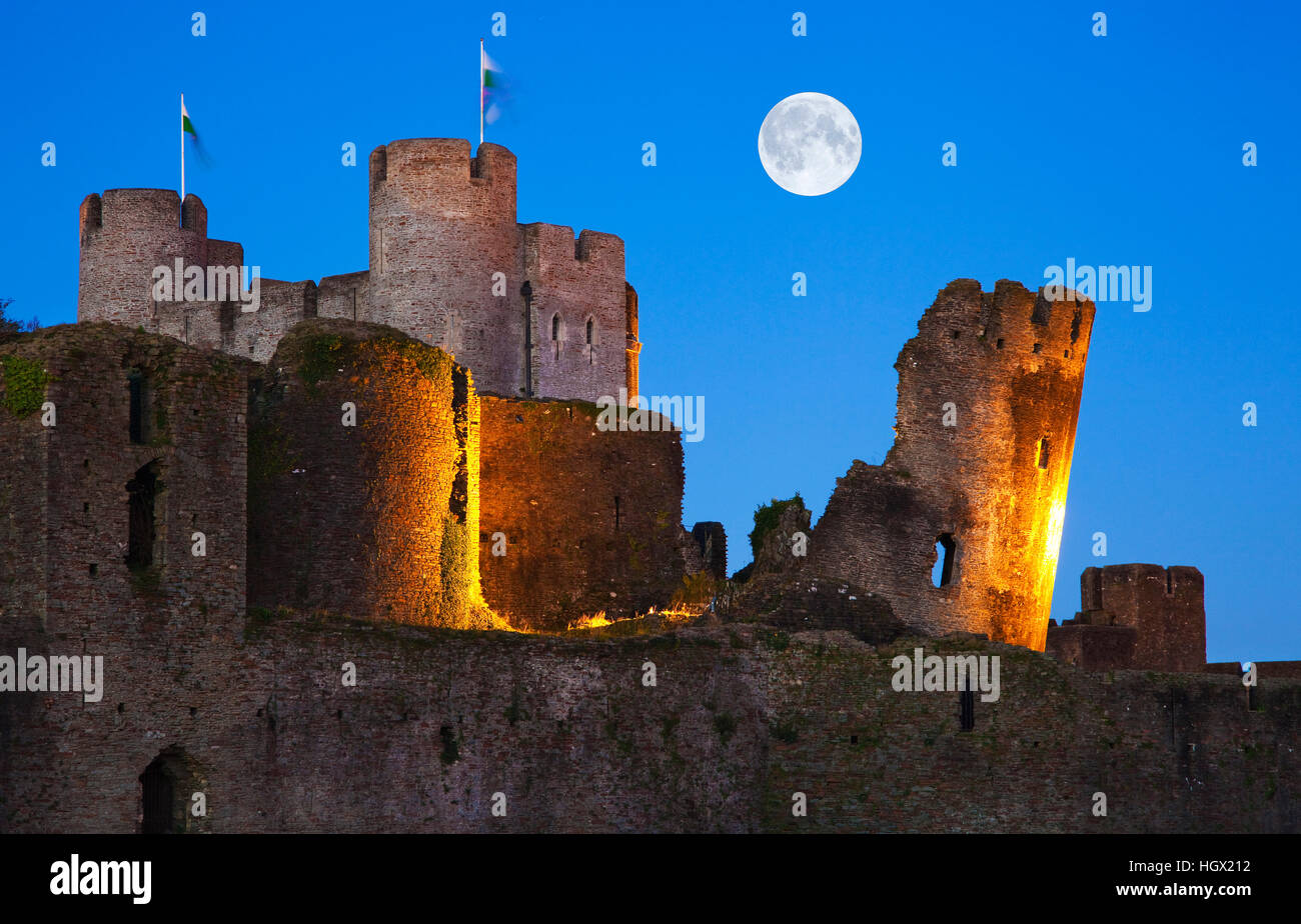 Caerphilly Castle, Caerphilly, Cardiff, Wales, UK Stock Photo - Alamy