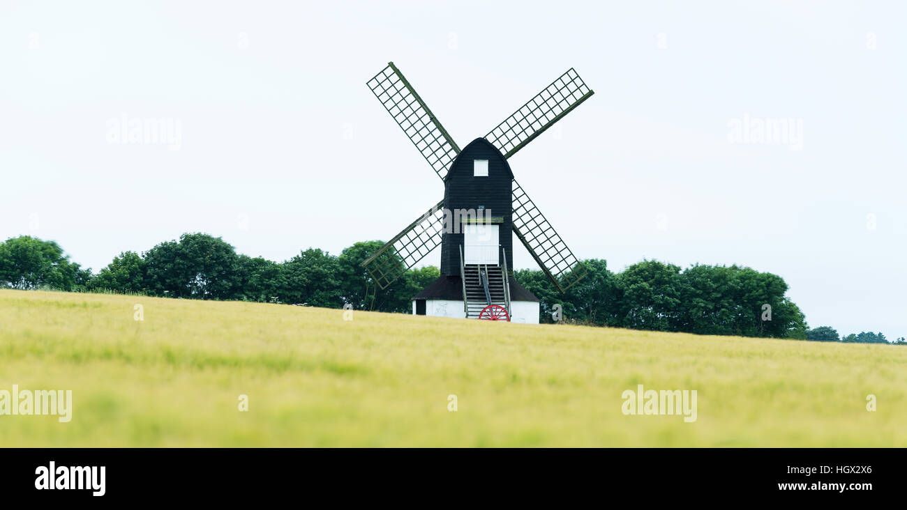 Pitstone windmill, buckinghamshire hi-res stock photography and images ...