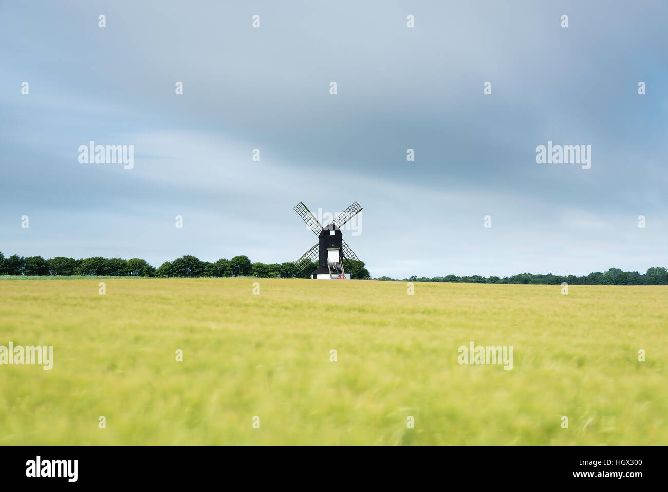 Pitstone windmill, buckinghamshire hi-res stock photography and images ...