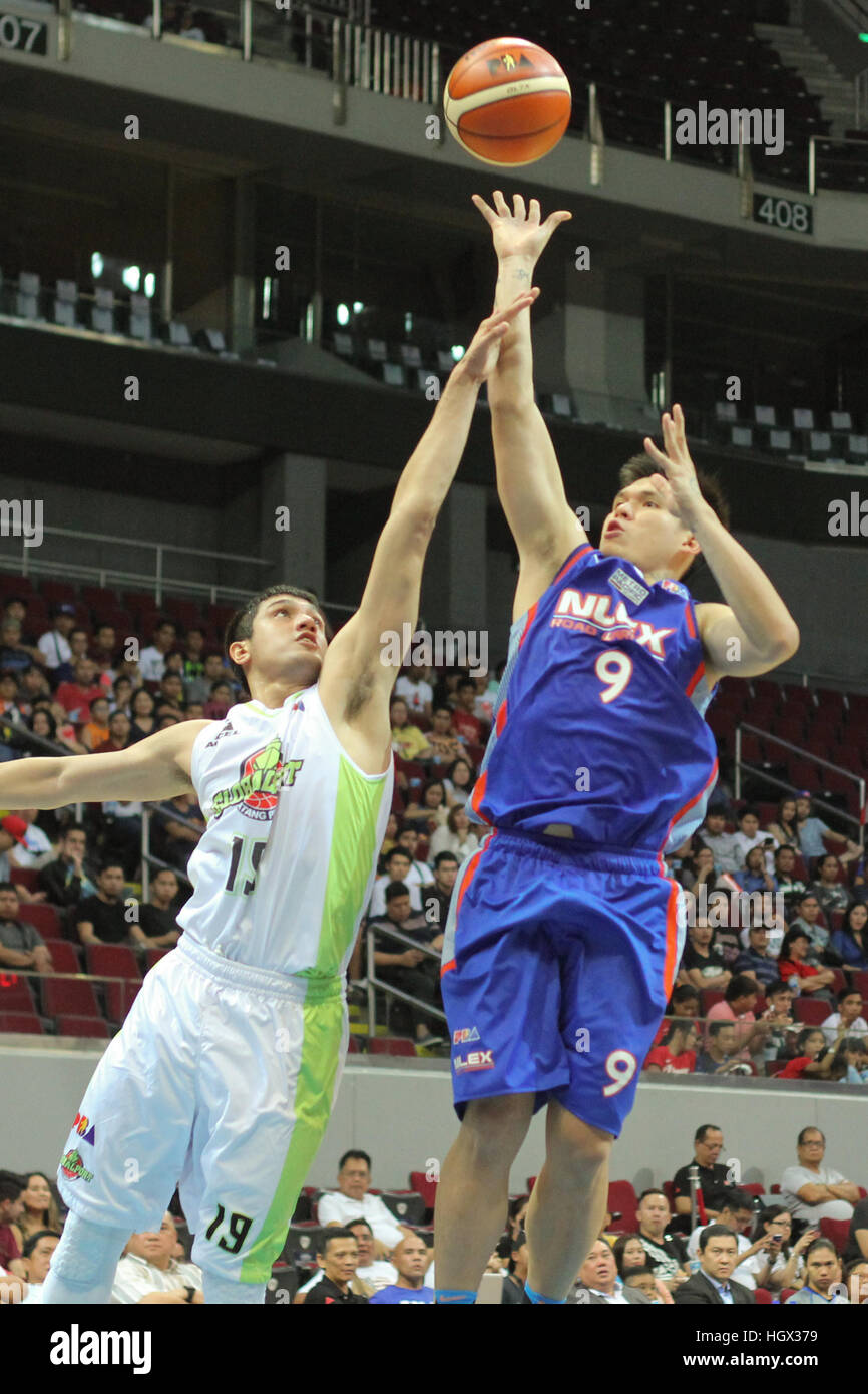 Pasay City, Philippines. 13th Jan, 2017. Carlo Lastimosa of NLEX lays ...