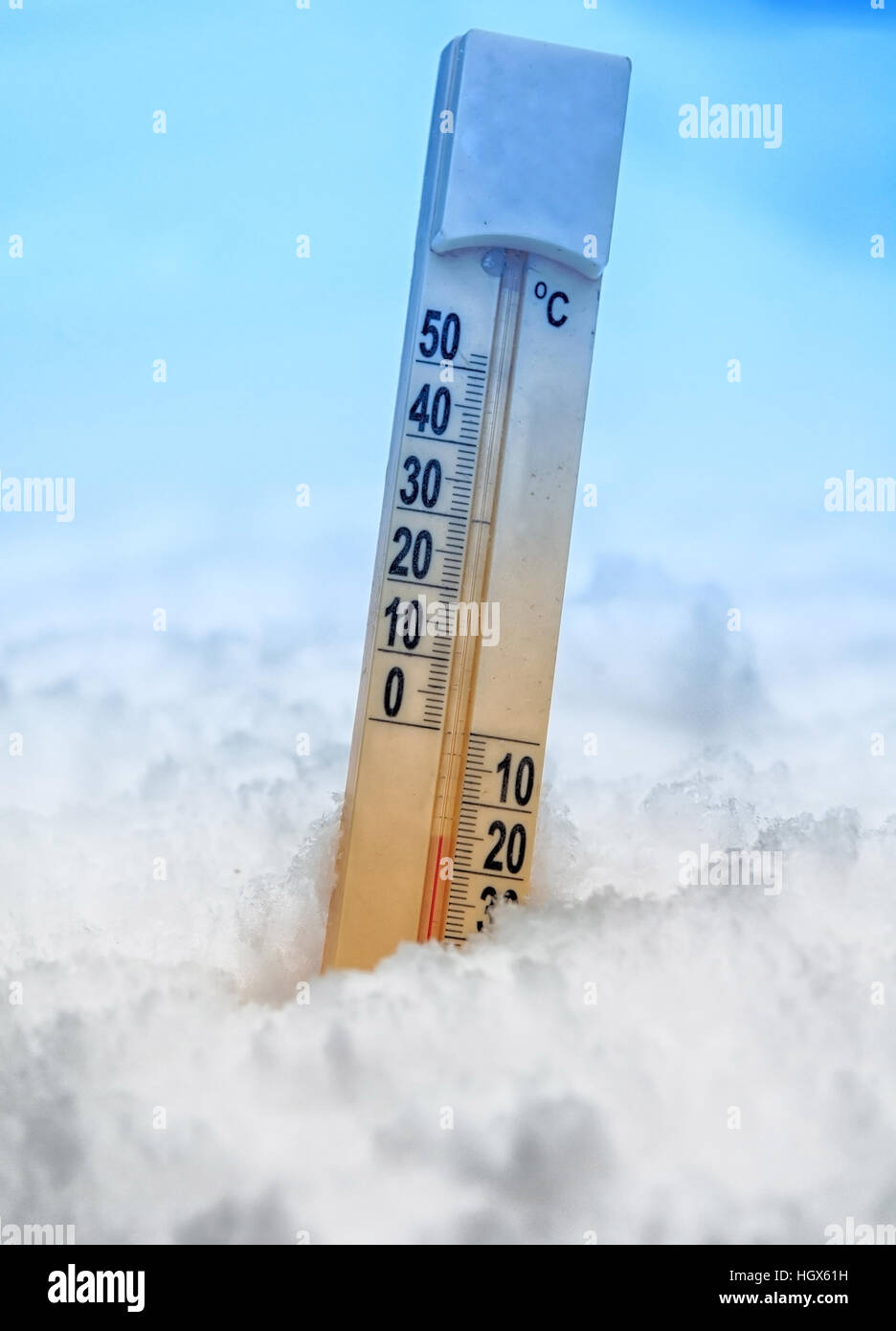 Low temperatures hi-res stock photography and images - Alamy