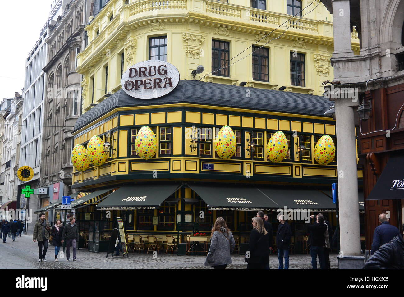 Opera brussels hi-res stock photography and images - Alamy