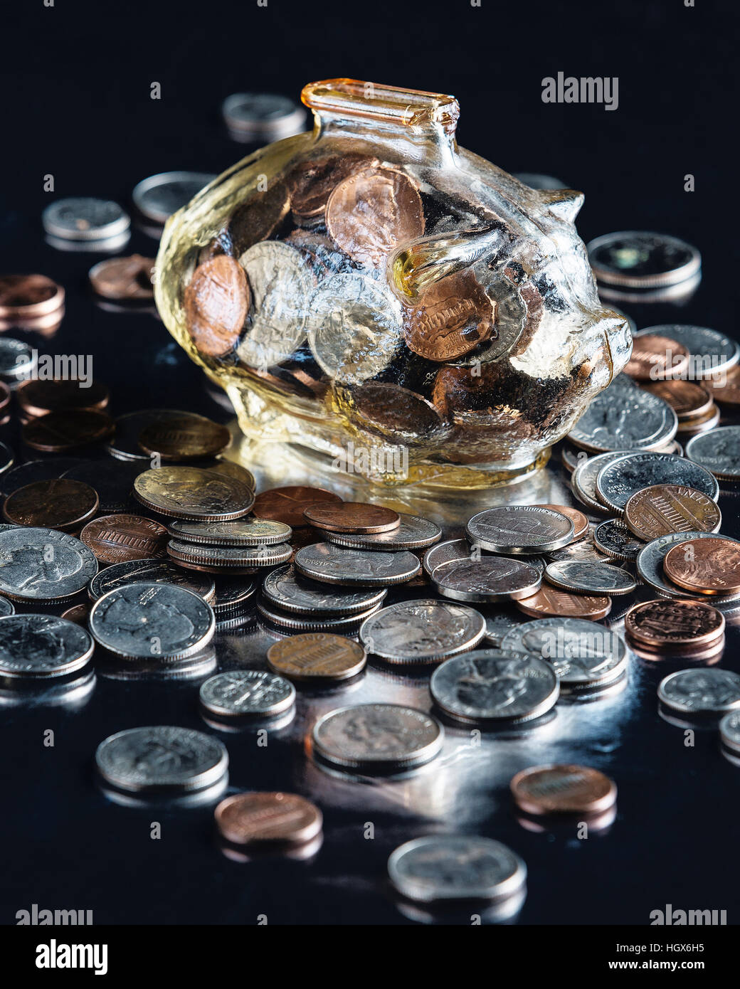 Five piggy pennies hi-res stock photography and images - Alamy