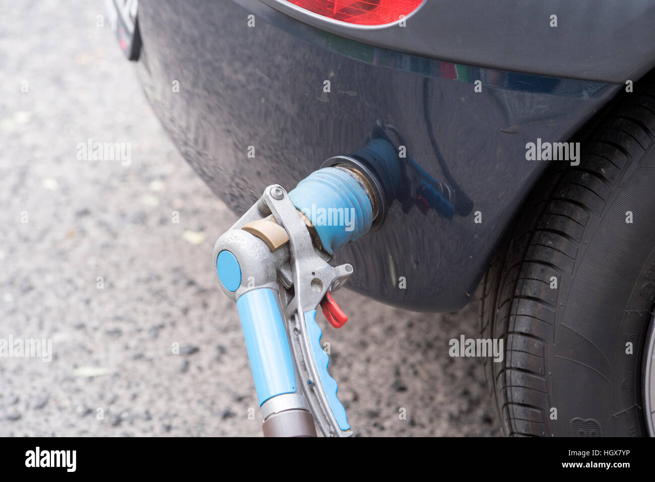 Lpg gas station hi-res stock photography and images - Alamy