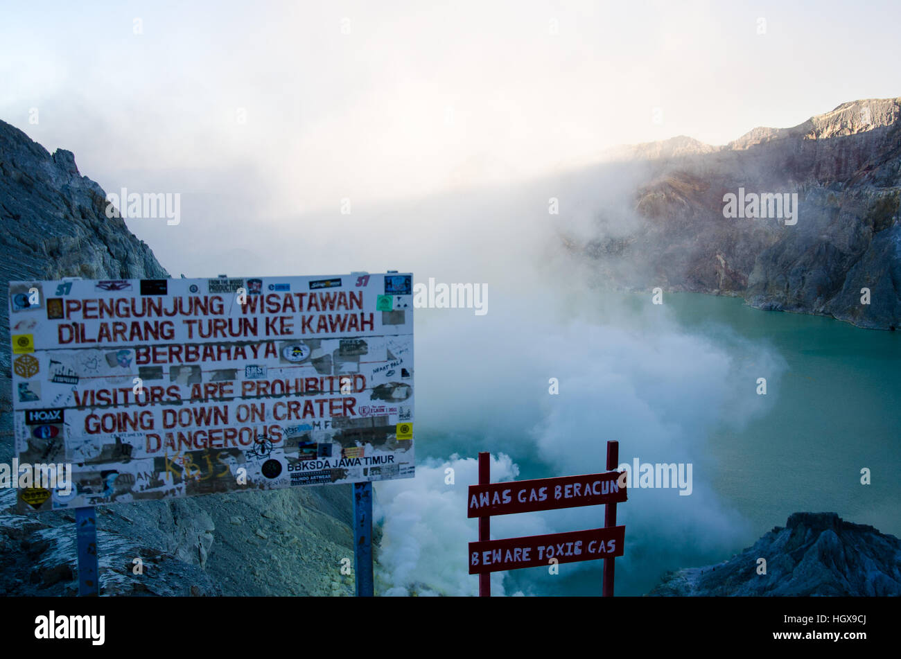Entrance to Ijen Volcano Crater Stock Photo - Alamy