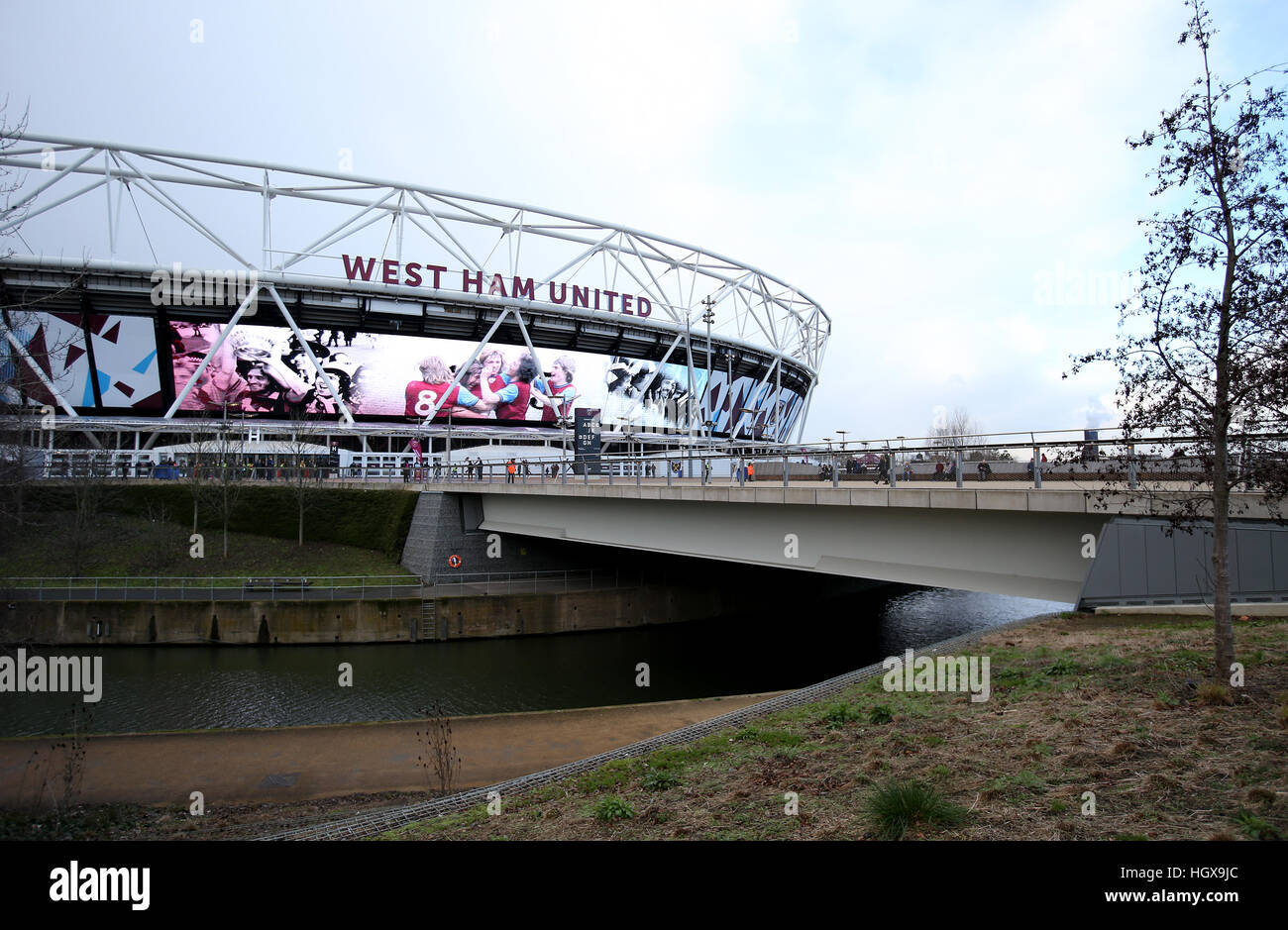 League london stadium hi-res stock photography and images - Alamy