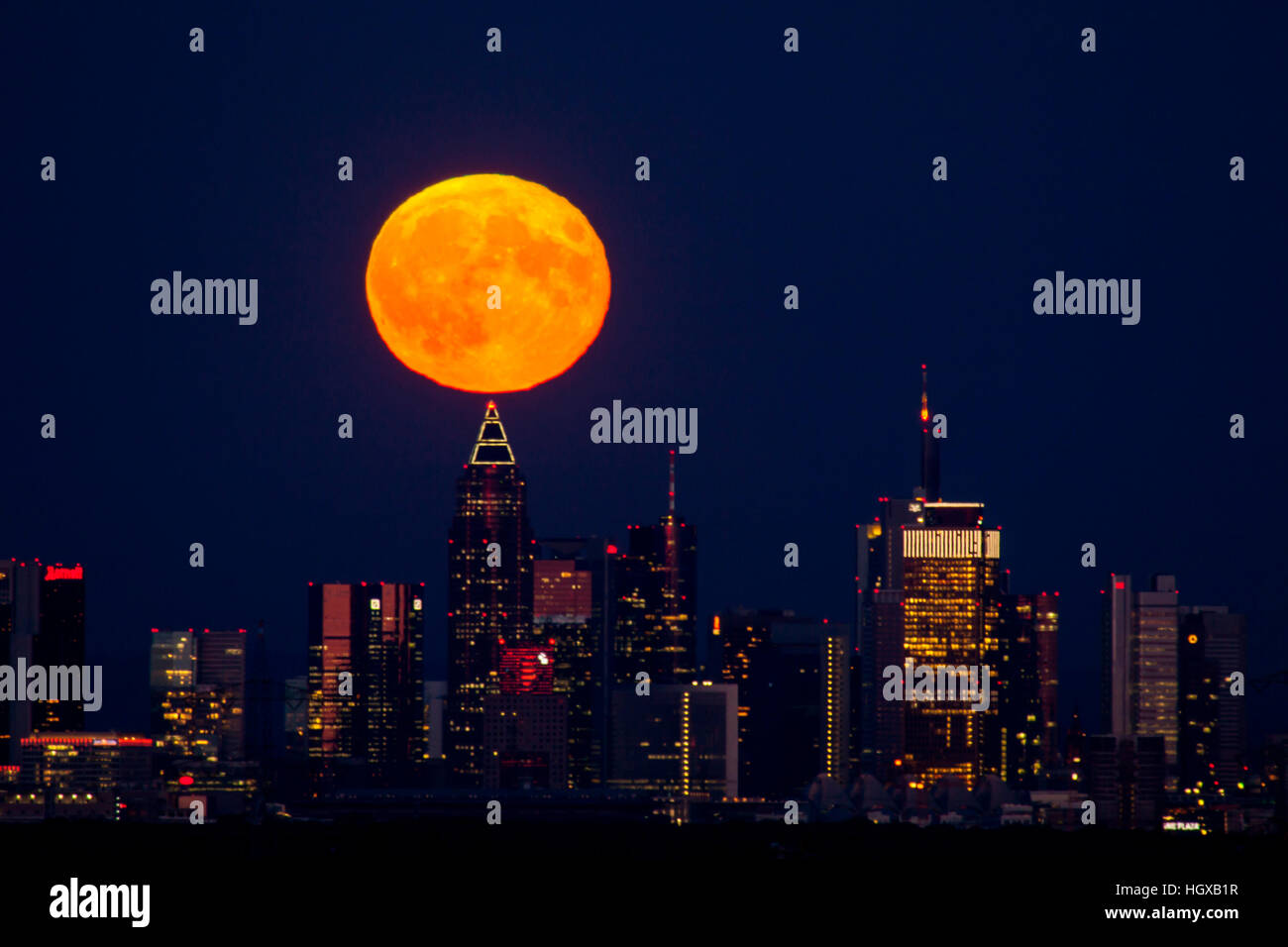 Moon over Skyline, Frankfurt, Hessen, Germany Stock Photo - Alamy