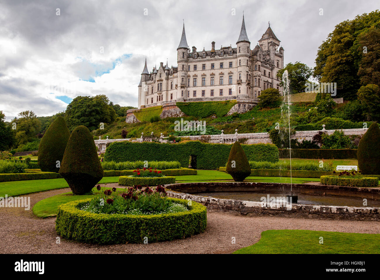 Dunrobin castle hi-res stock photography and images - Alamy