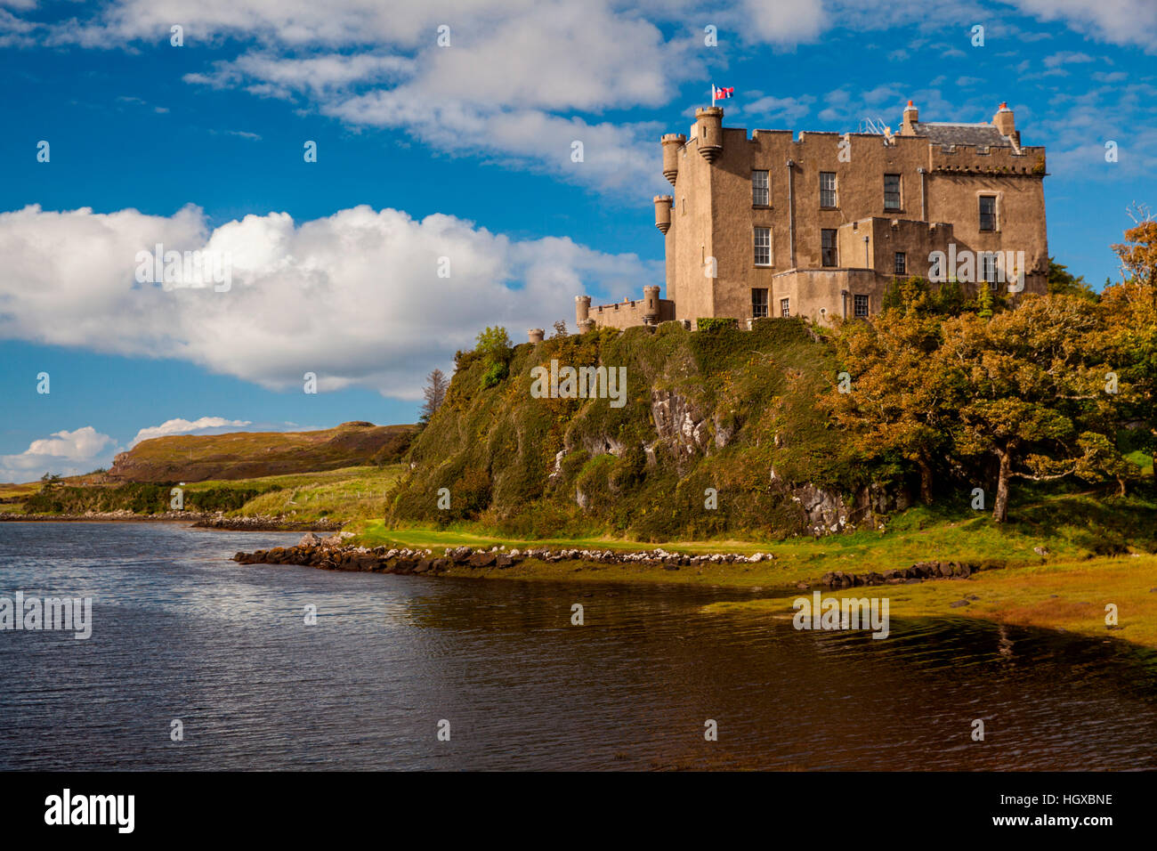 Dunvegan castle hi-res stock photography and images - Alamy