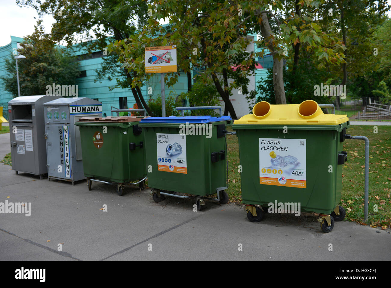 Recycling, Wien, Oesterreich Stock Photo - Alamy
