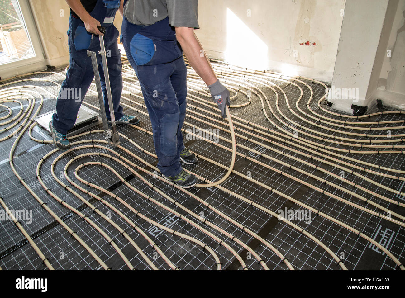 Underfloor heating hi-res stock photography and images Alamy