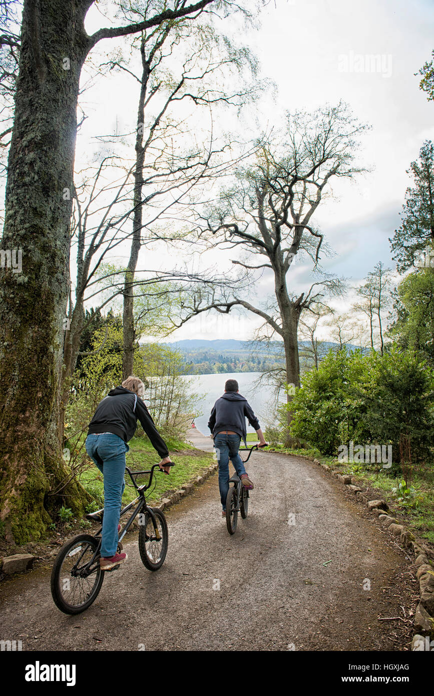 Teenagers riding their bikes Stock Photo - Alamy