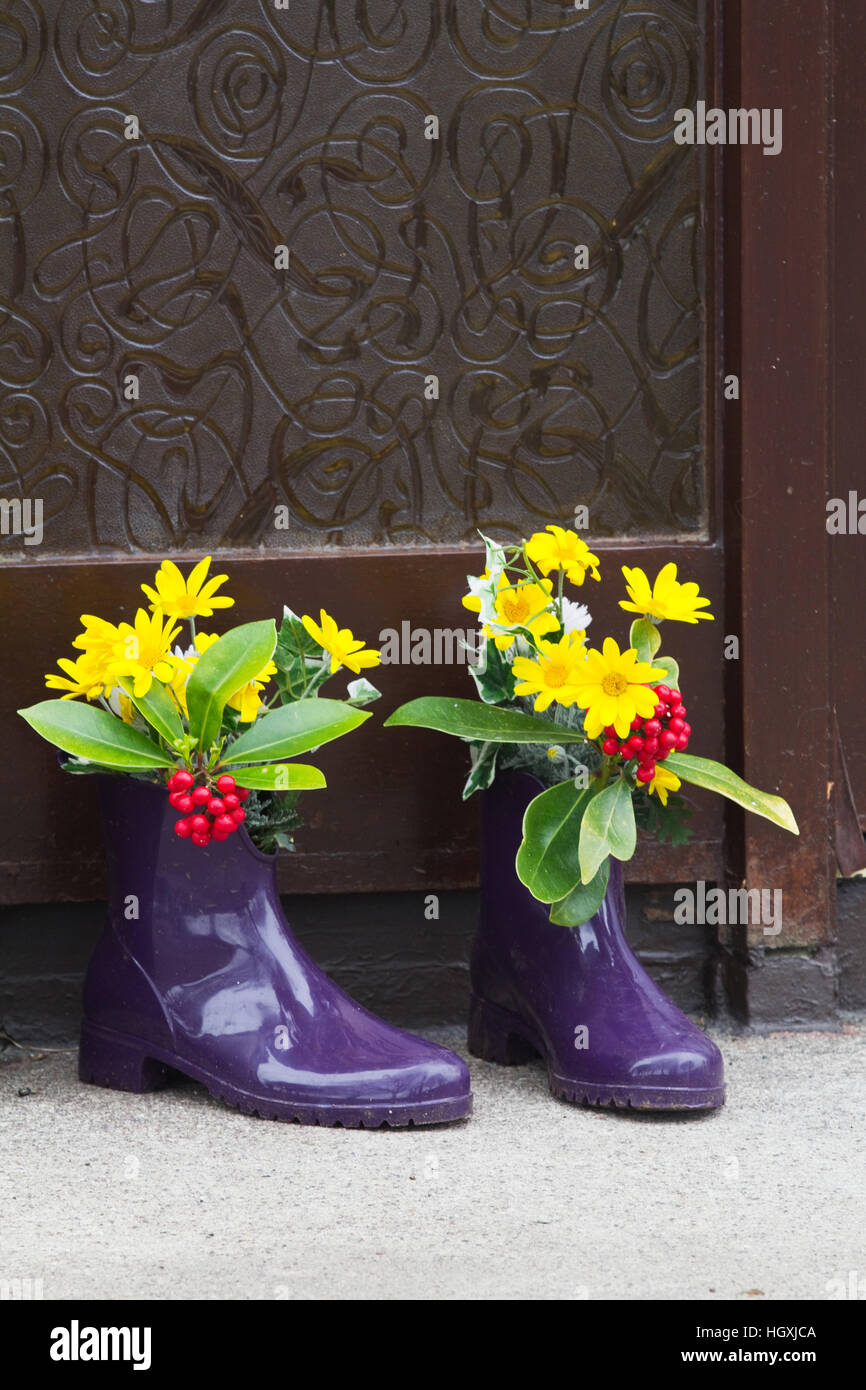 Boots filled with flowers hi-res stock photography and images - Alamy