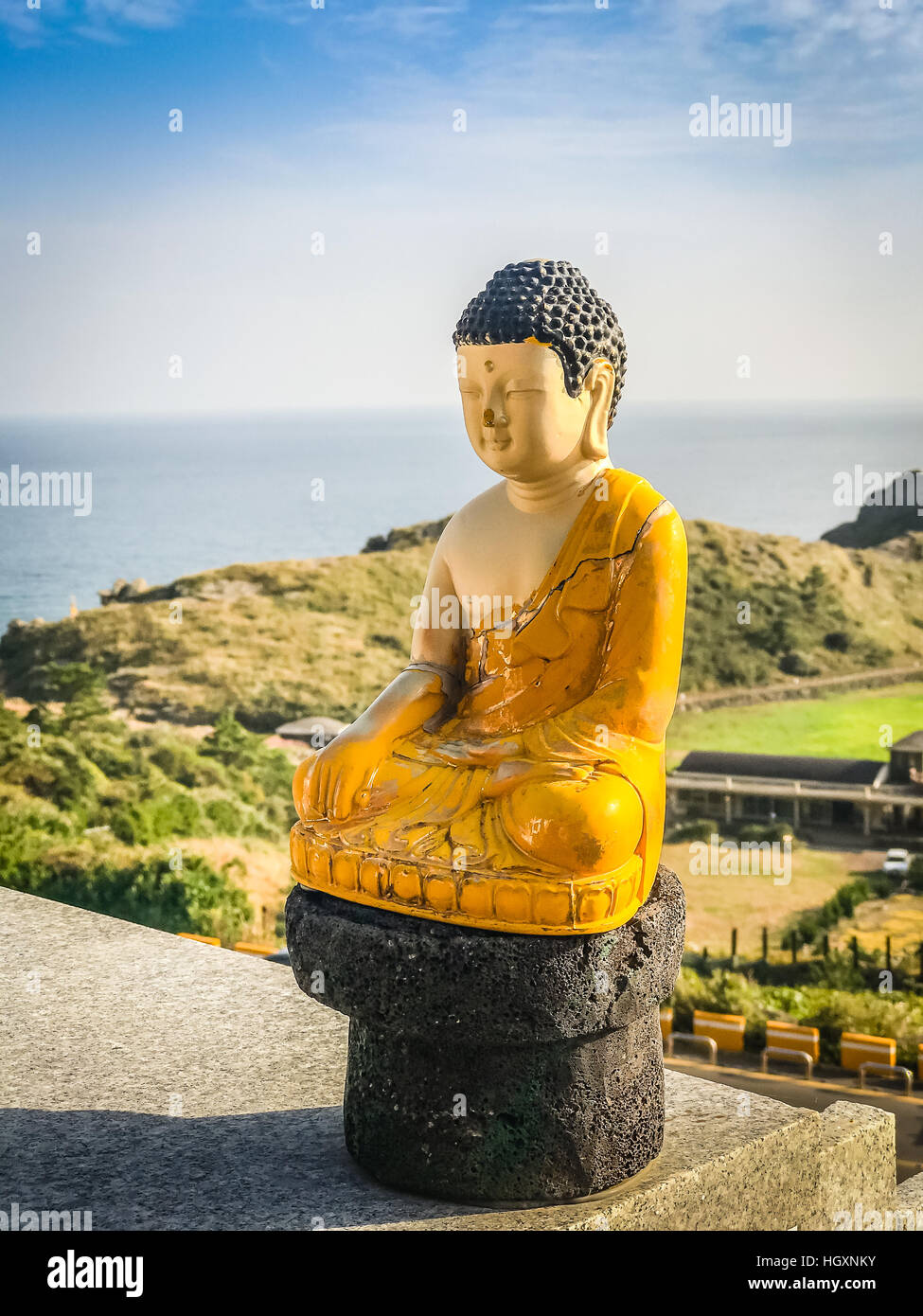 Gold Giant Buddha, Main Buddha Statue at Sanbanggulsa Temple ...