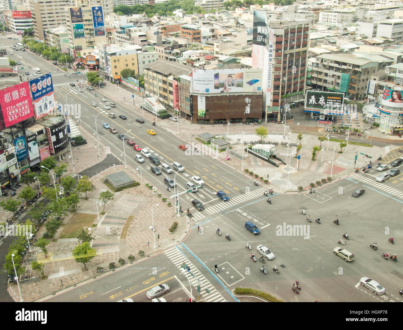 Aerial view of a street intersection in Kaohsiung, Taiwan Stock Photo ...