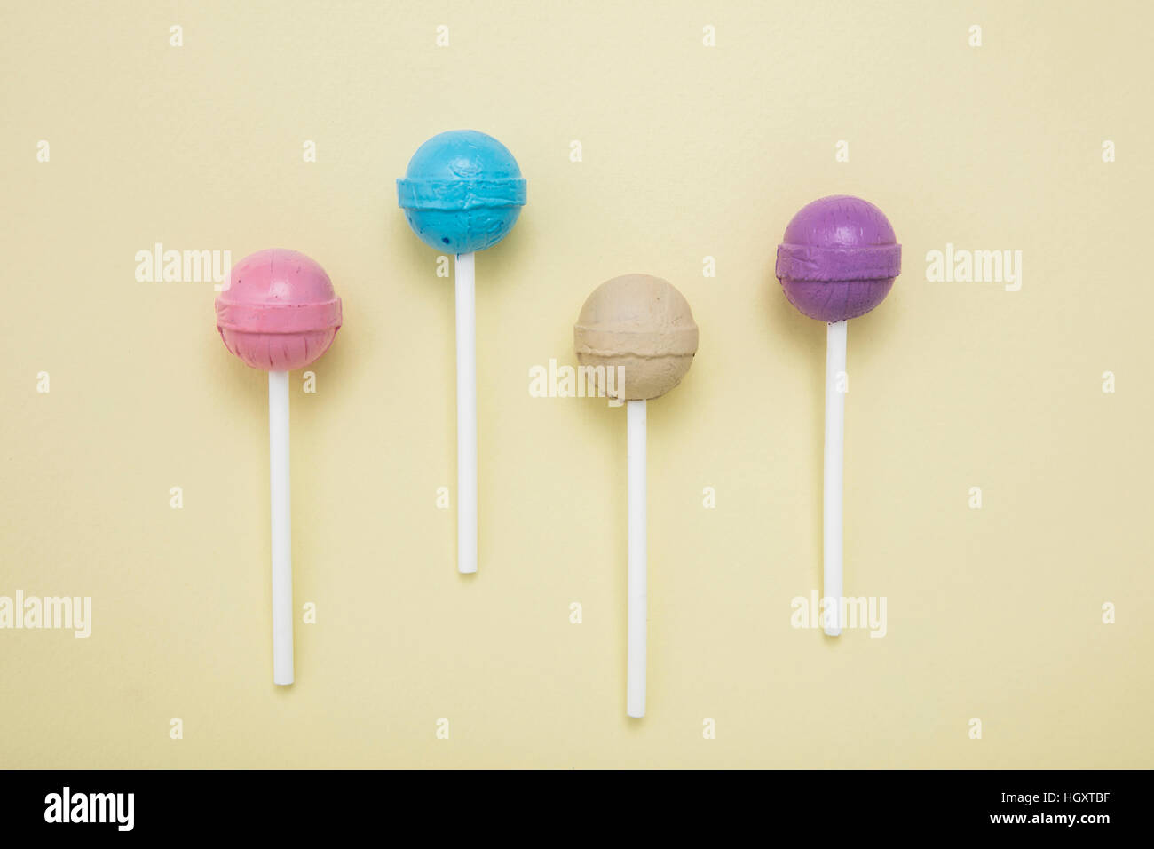 Four lollipops pink hi-res stock photography and images - Alamy