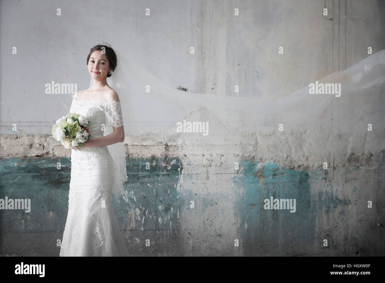 Excited bride hi-res stock photography and images - Alamy