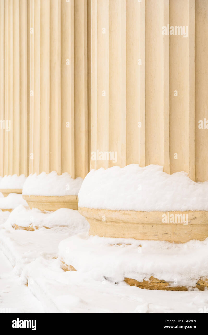 Composite columns hi-res stock photography and images - Alamy