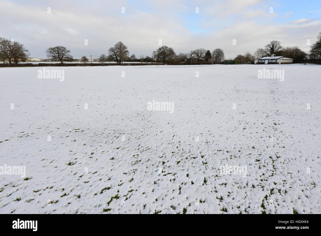Cricket ground in the snow hi-res stock photography and images - Alamy