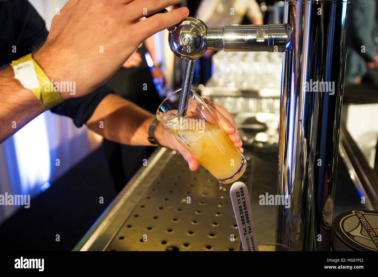Amsterdam. 11-01-2017. Dutch Championship beer tapping Stock Photo - Alamy