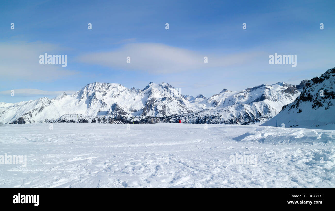 Courchevel ski resort hi-res stock photography and images - Alamy