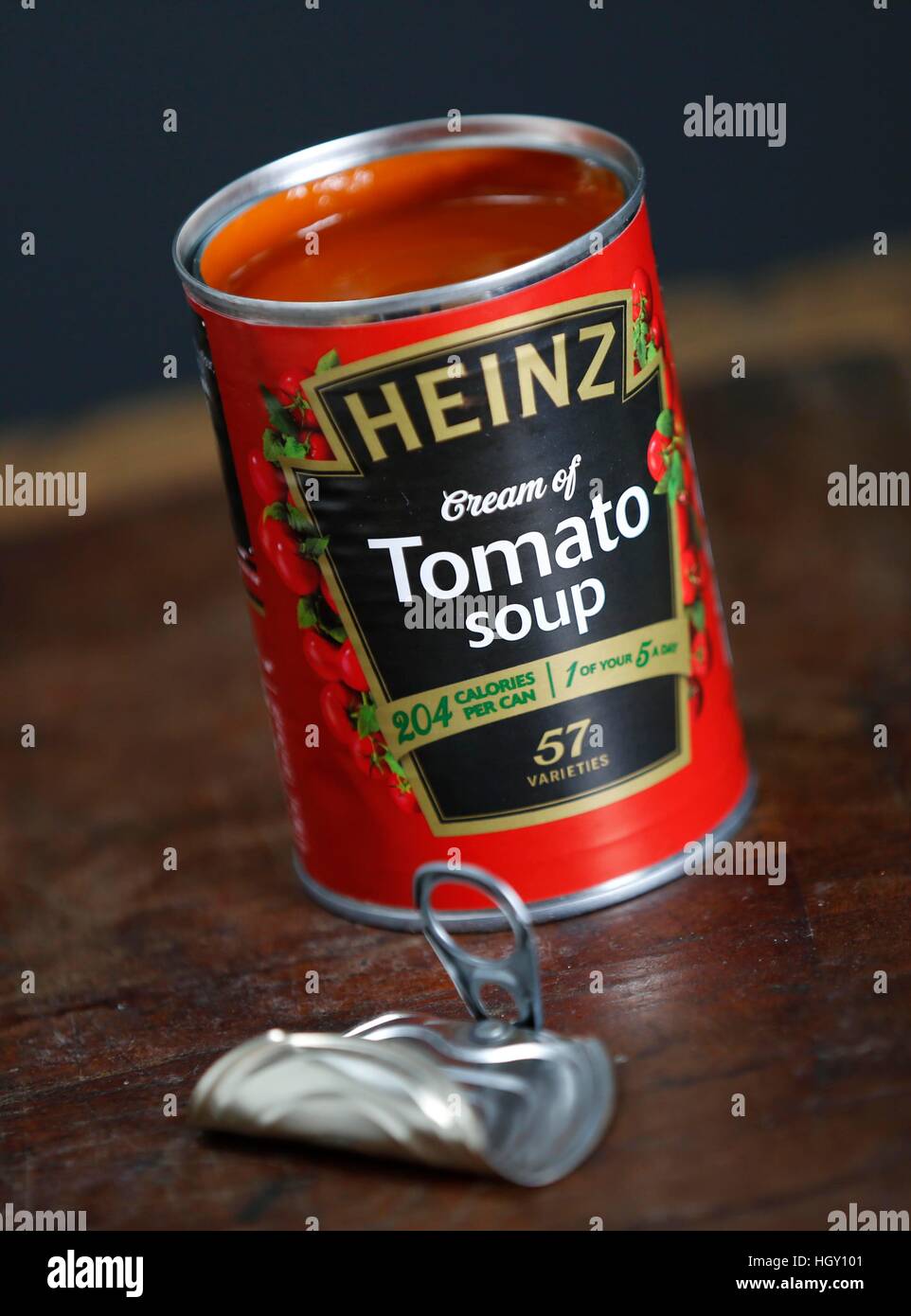 Tin of Heinz Tomato Soup Stock Photo - Alamy