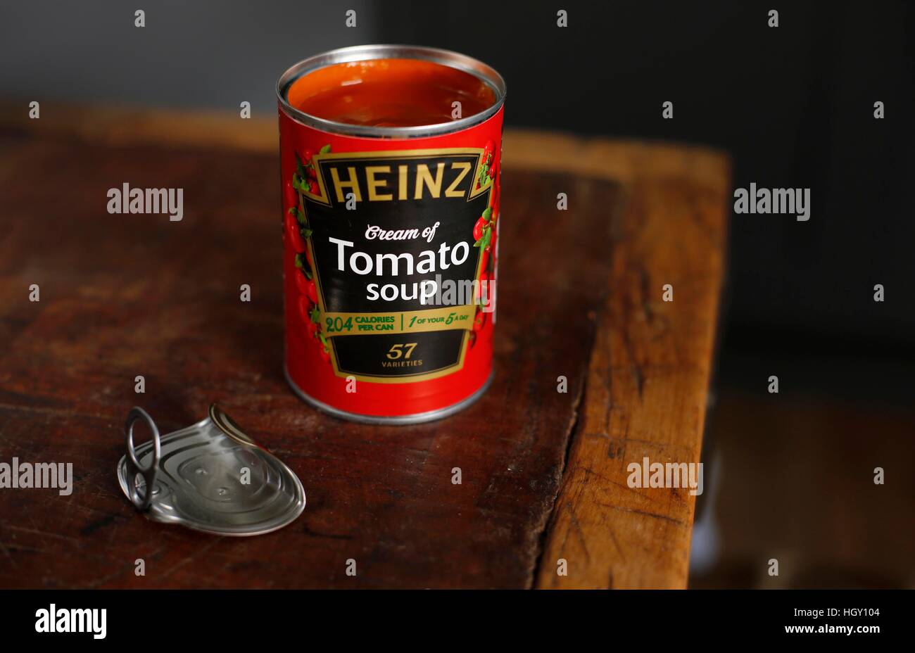 Tin of Heinz Tomato Soup Stock Photo - Alamy