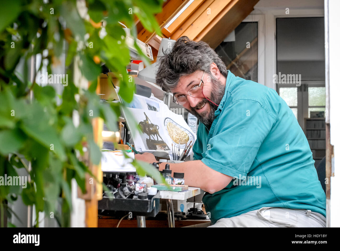 Guardian cartoonist Steve Bell Stock Photo - Alamy