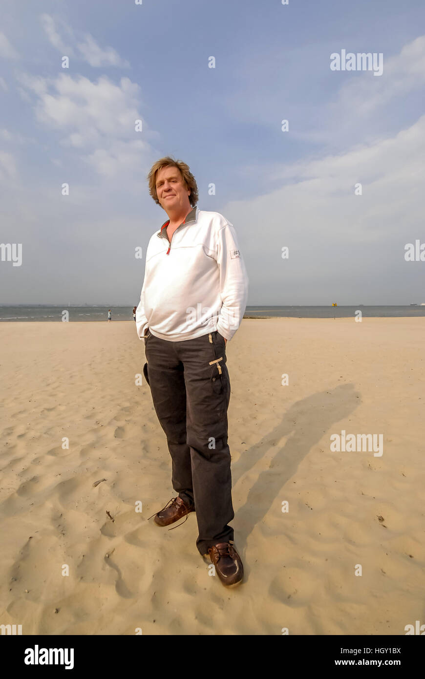 Tim Blackman, father of Lucie Blackman, murdered in Japan, at home on ...