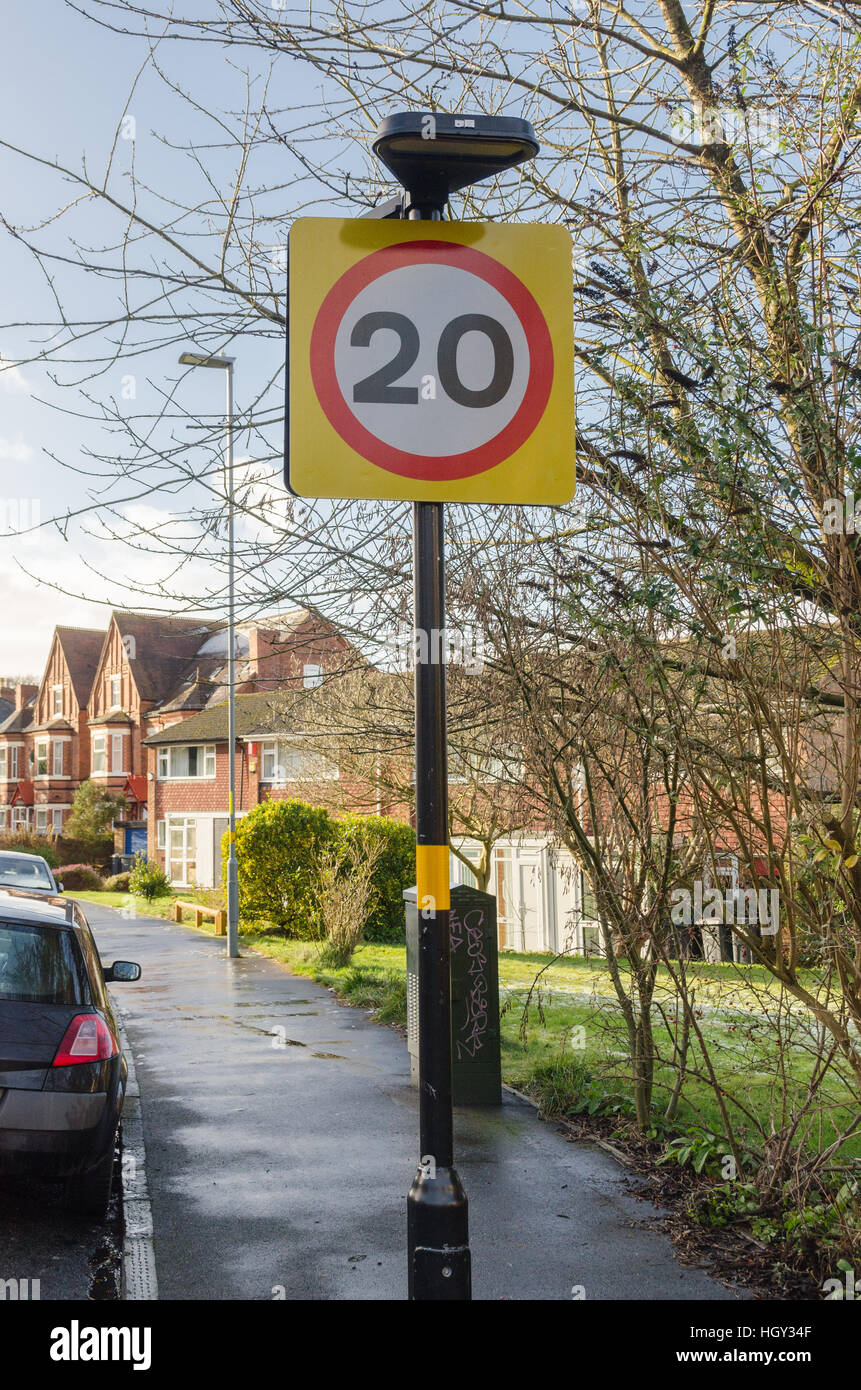 Sign warning of 20 mph speed limit Stock Photo - Alamy