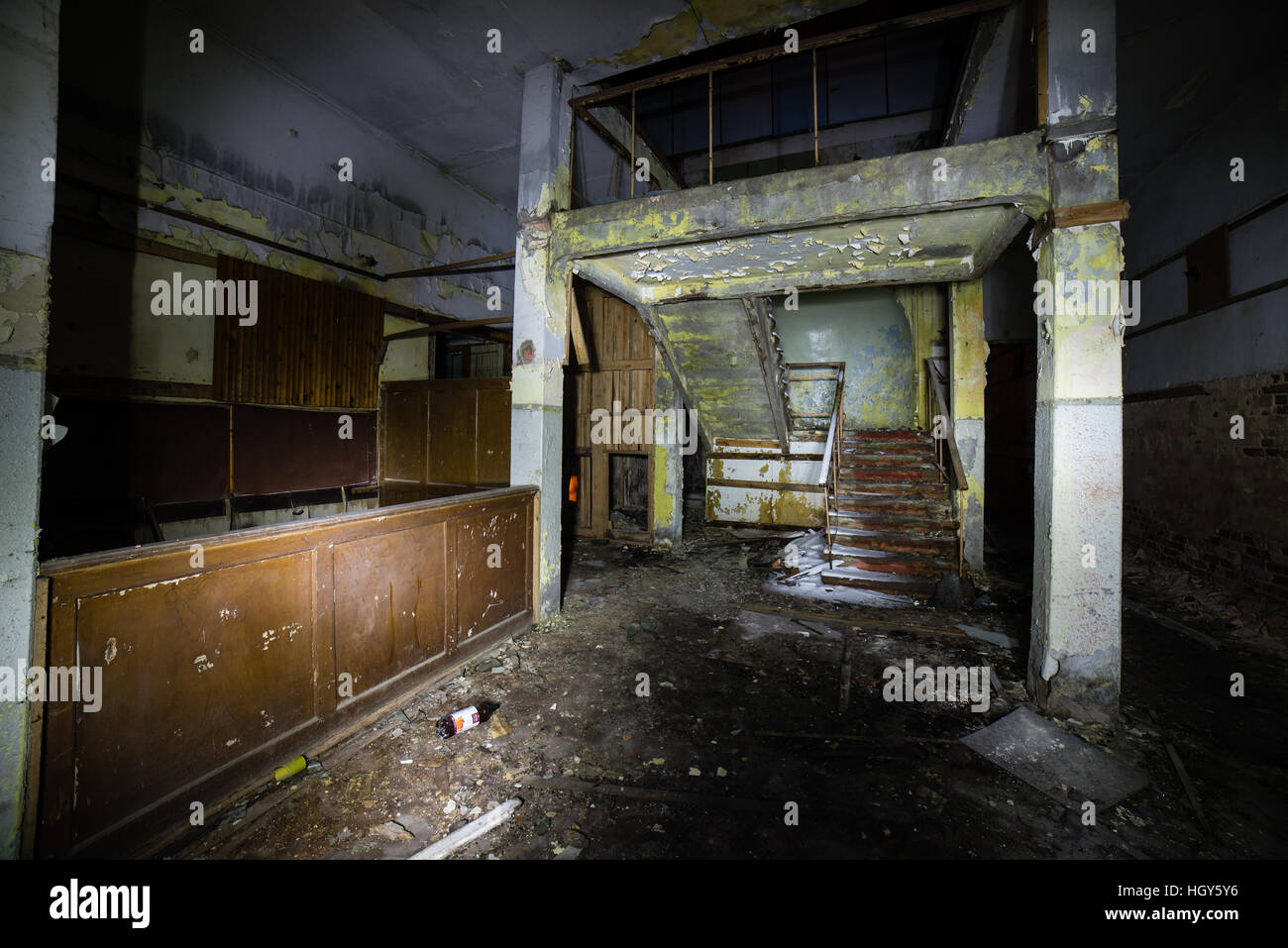 abandoned building ruins interior Stock Photo - Alamy