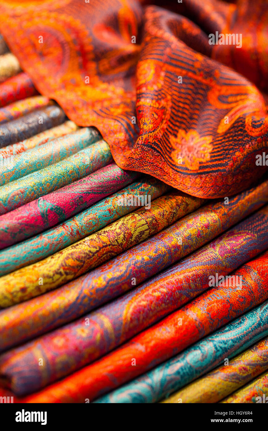 Asian silk hi-res stock photography and images - Alamy