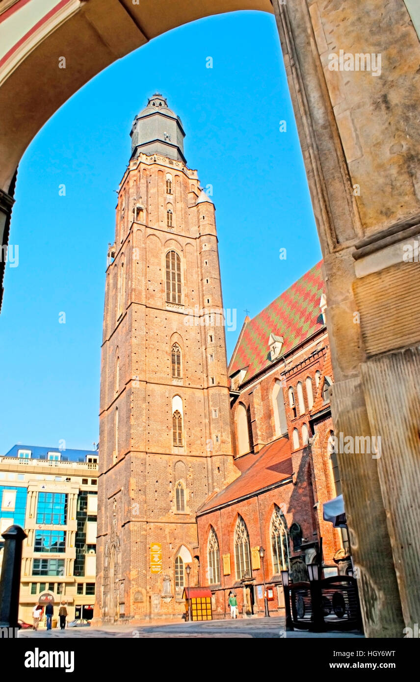 The pass through the arch in the medieval quarter leads to the St ...