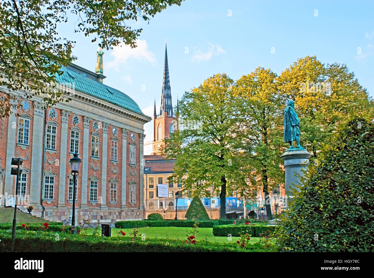 The scenic garden of the House of Nobility with the monument to Gustaf ...