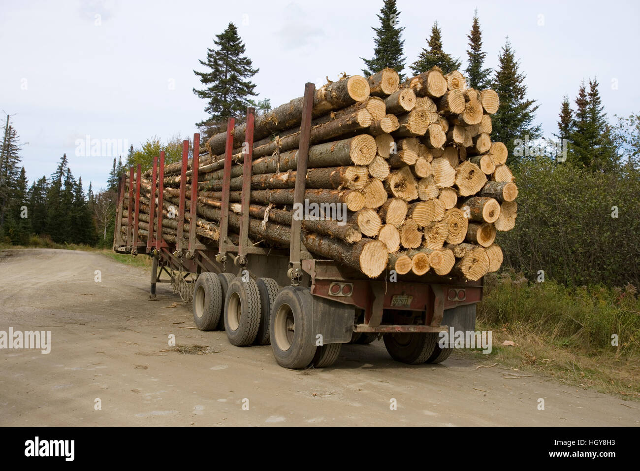 Logging Truck River Stock Photos & Logging Truck River Stock Images - Alamy