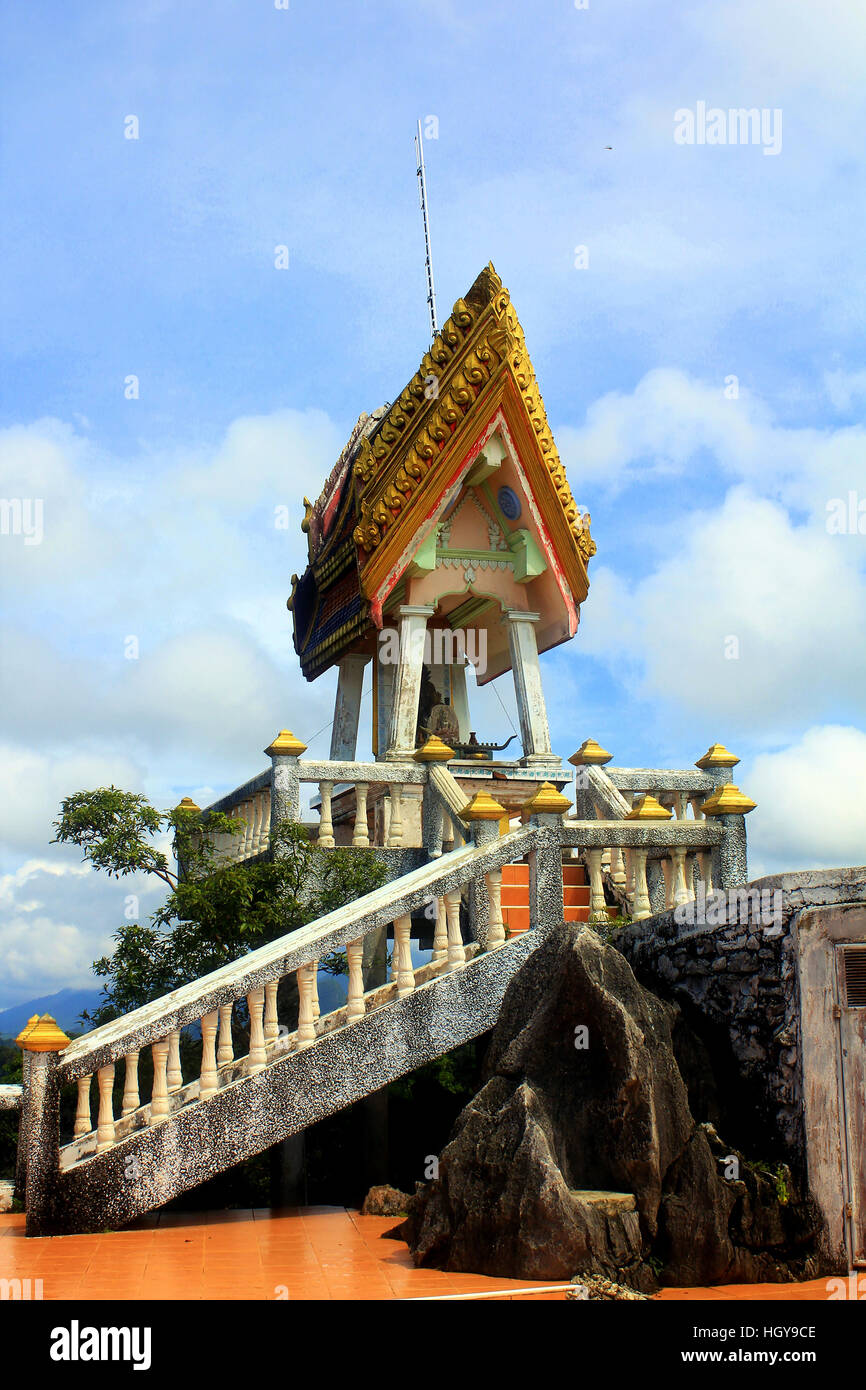 Summit of the Tiger Cave Temple (Wat Tham Suea), northeast of Krabi ...