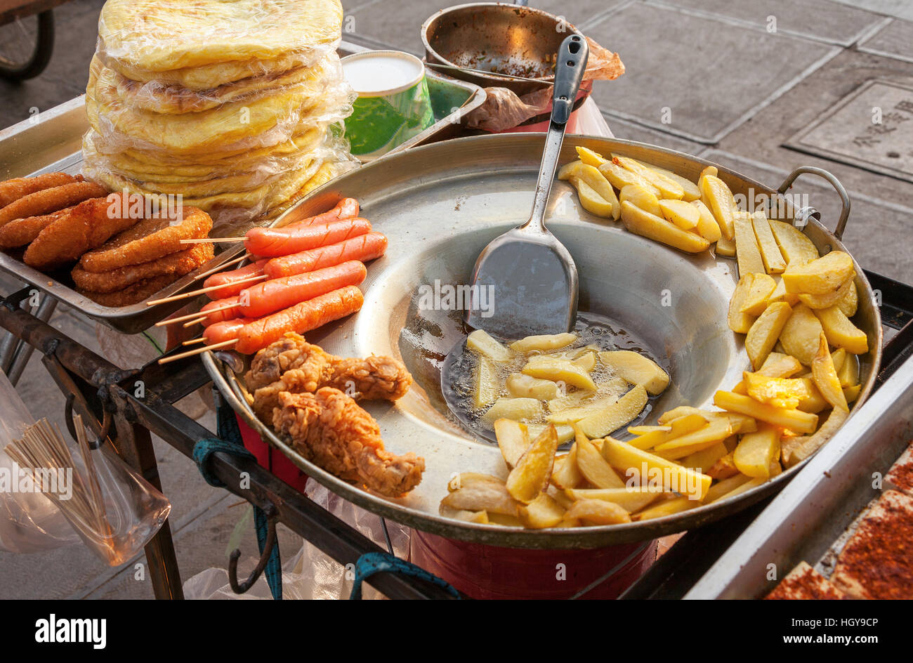 Chinese snacks hi-res stock photography and images - Alamy