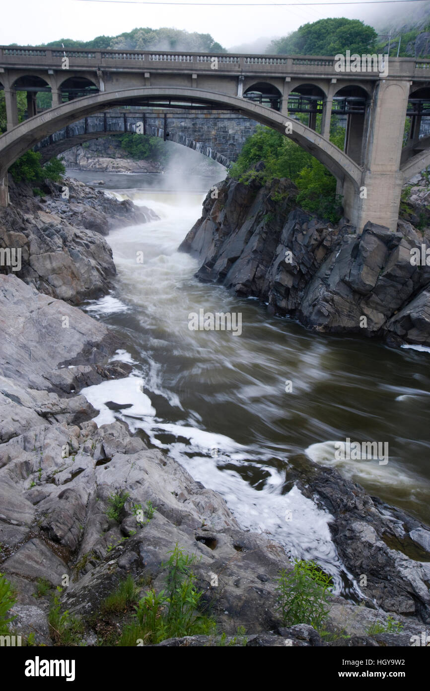 The Connecticut River as it flows over one of the dams in Bellows Falls ...