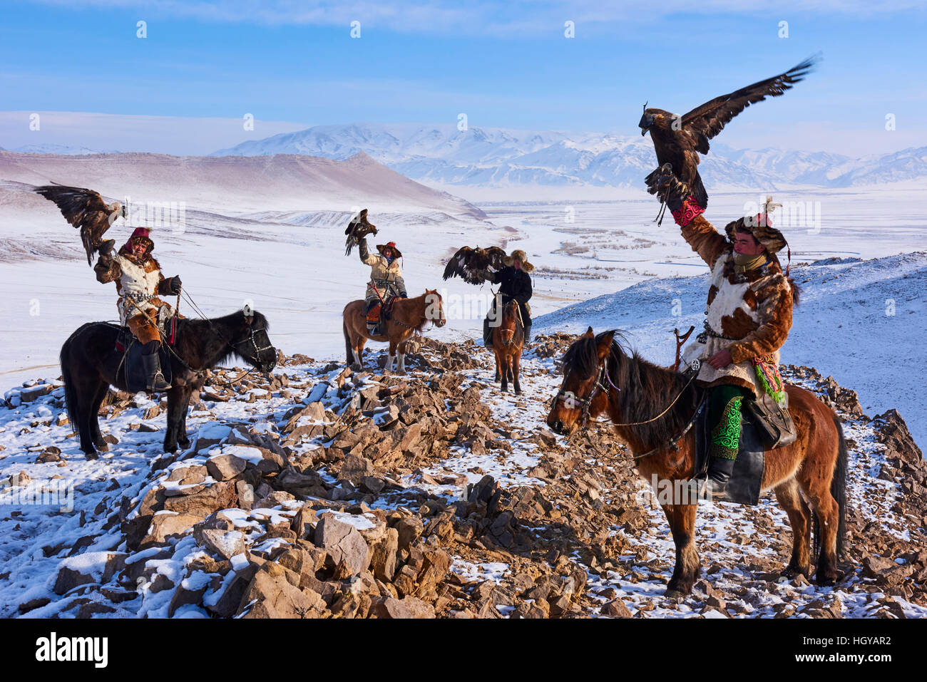 Mongolia, Bayan Olgii, kazakh eagle hunter, Eagle hunting, golden eagle ...