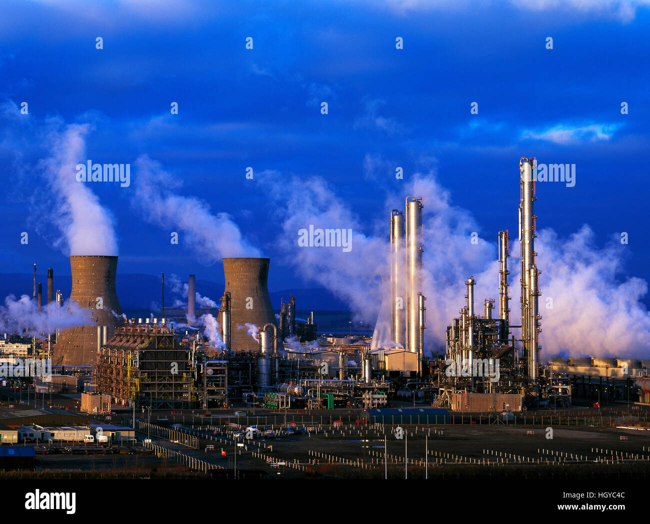 Grangemouth Petrol-chemical complex, Falkirk, Scotland, UK Stock Photo ...