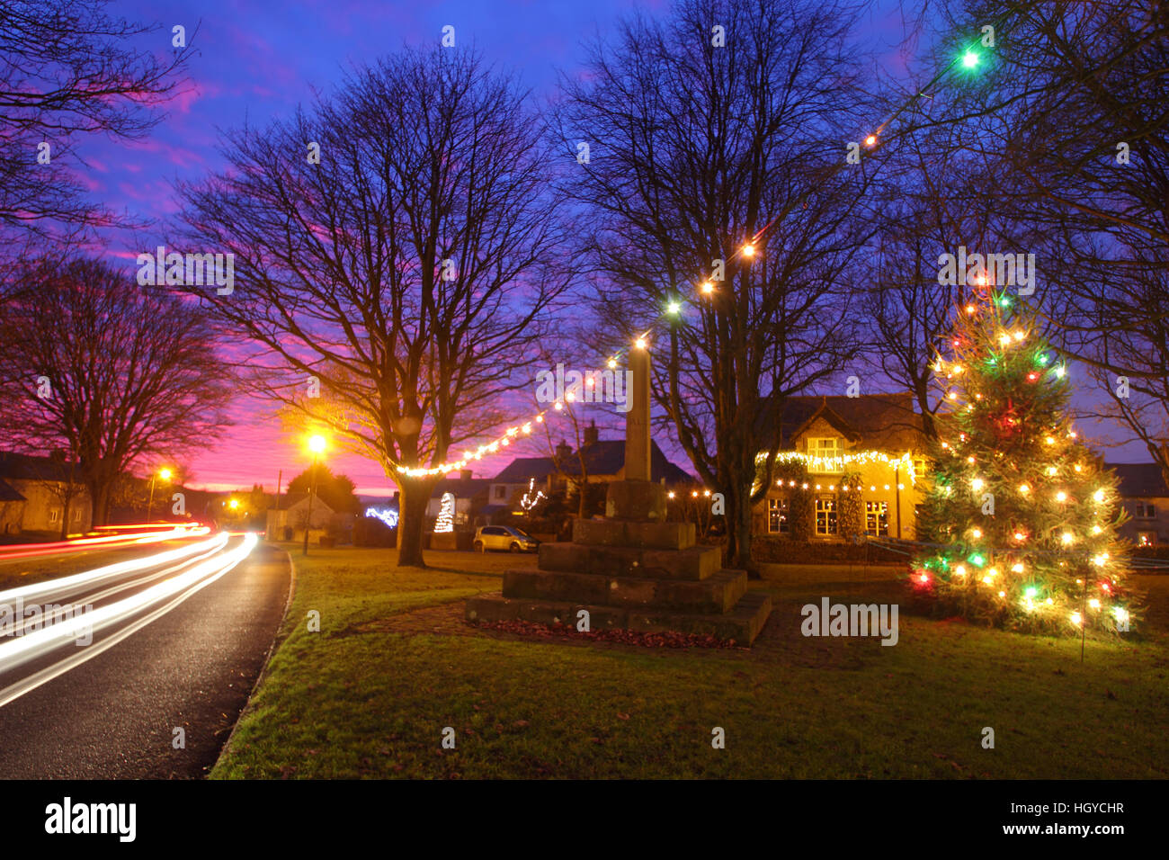 Litton peak district derbyshire uk hi-res stock photography and images ...